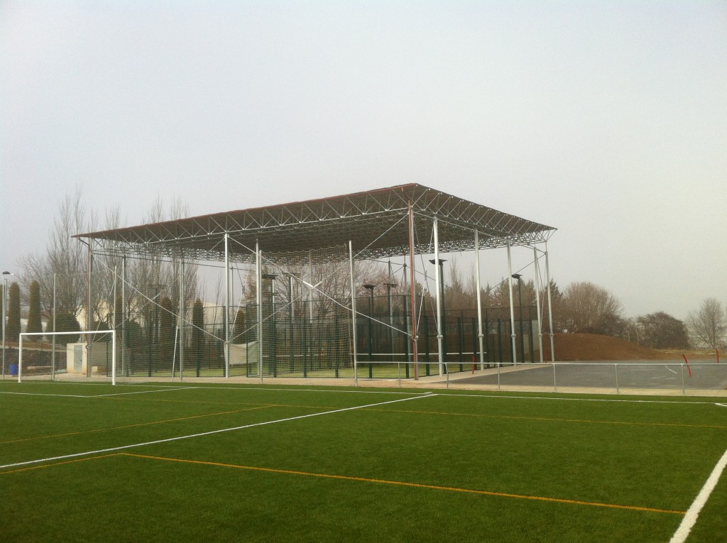 Padel court roofing | Padel Connection